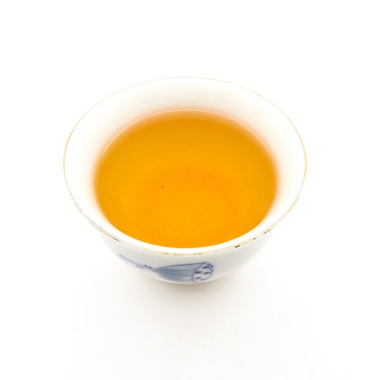 2016 Jinggu Wild Forest Gushu Raw Puer Tea | Yunnan Tea Market